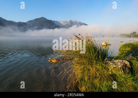 Walch lake with Kaiser range Stock Photo - Alamy