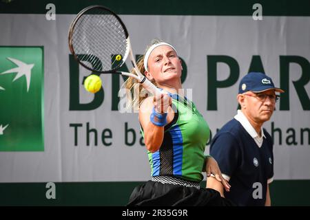 Emma LENE of France during the first qualifying day of Roland-Garros ...