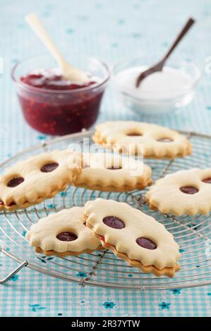 Lunettes de romans french biscuits Stock Photo - Alamy