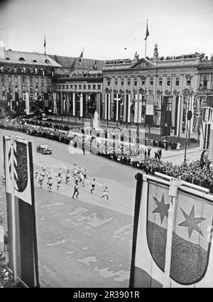 1936 Summer Olympics, Berlin, Germany - Hans Heinrich Sievert ...