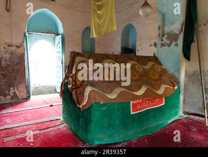 Shrine in the Mosque of Sheikh Hamal, Northern Red Sea, Massawa ...