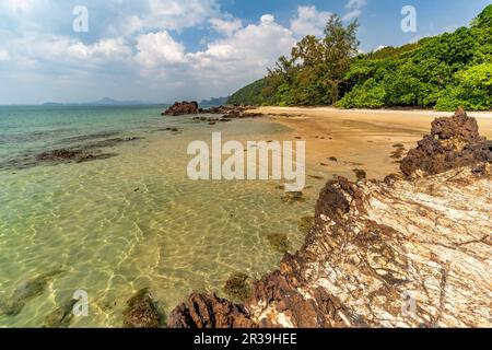 Stone Bridge auf der Insel Koh Libong in der Andamanensee, Thailand ...