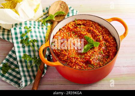 Vegetarian bulgur bolognese in a saucepan Stock Photo - Alamy
