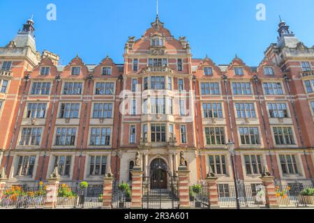 Sir Arthur Lewis Building (formerly 32 Lincoln's Inn Fields and Her Majesty's Land Registry ...