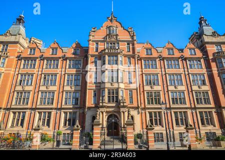 Sir Arthur Lewis Building (formerly 32 Lincoln's Inn Fields and Her ...