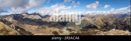Chipeta Alto, 2175 meters, Valley of Hecho, western valleys, Pyrenean ...