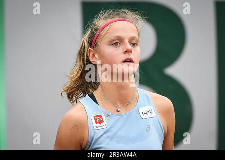 Alice ROBBE of France during the second qualifying day of Roland-Garros ...