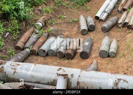 Unexploded 152 mm shells collected by de-mining unit of National Guards ...