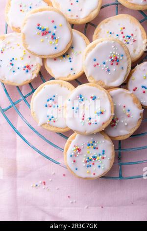 Vegan mini frosted sugar cookies and sugar pearls Stock Photo - Alamy