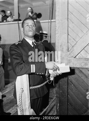 Col. Hubert Julian, the "Black Eagle" of the Italian-Ethiopian War ...