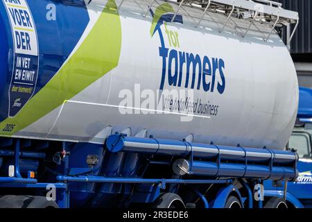 ForFarmers silo trailer truck Stock Photo - Alamy