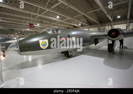 English Electric Canberra PR3 cockpit Stock Photo - Alamy