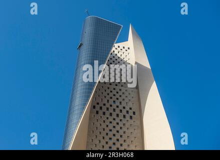 Al Hamra tower in Kuwait City, Kuwait Stock Photo - Alamy