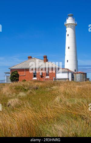 Tasman Island Lighthouse and lighthouse keeper cottage Stock Photo - Alamy