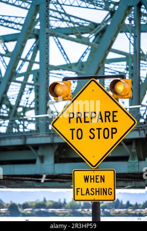 Drawbridge Signal traffic light Stock Photo - Alamy
