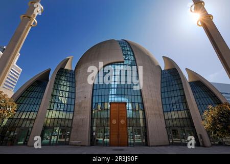 DITIB-Zentralmoschee Koeln, Architekten Gottfried und Paul Boehm ...