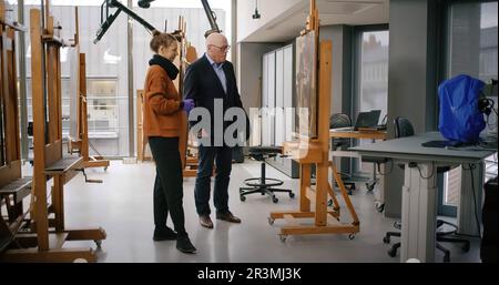 CLOSE TO VERMEER, (aka DICHT BIJ VERMEER), Anna Krekeler, 2023. © Kino ...