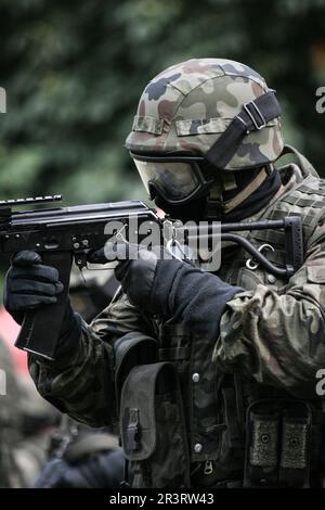 A member of the Special Anti-terrorist unit of police of Republika ...