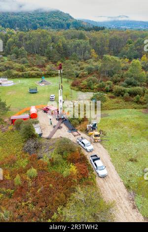 Bradford, Pennsylvania, Workers for the nonprofit Well Done Foundation plug an abandoned oil ...