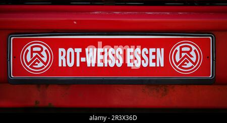 Club logo of the football club Rot-Weiss-Essen on a car plate, Germany ...