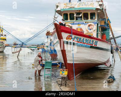 Basic shipyard on the beach in Tinoto, Maasim, located in the Sarangani ...