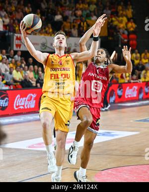 Simon Buysse (4) of Filou Oostende pictured during a basketball game ...