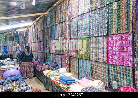 mercado de Lancetillo, La Parroquia, zona Reyna, Quiche, Guatemala ...