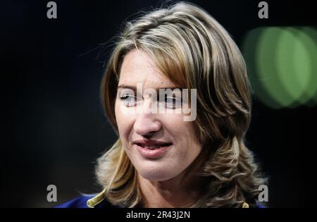 Stefanie Steffi Graf, deutsche Tennisspielerin, auf dem Tennisplatz ...