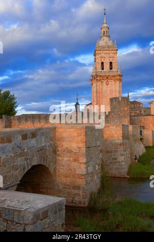Wall, bridge and cathedral, Burgo de Osma, Spain Stock Photo - Alamy