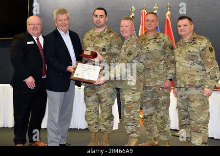 Staff Sgt. Ricky D. Gibbs, 1st Battalion, 58th Aviation Regiment ...
