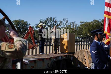 Tyrone Brinkley, Department of Defense police officer, sings the ...