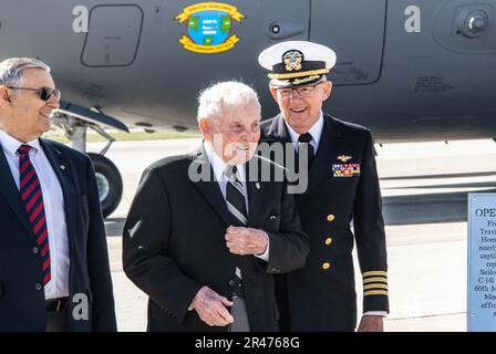 Retired U.S. Navy Capt. Charlie Plumb, pilot and former American ...