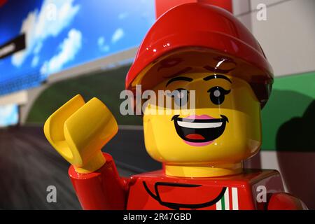 Legoland Theme Park Windsor May 2000 William Jeanes with soldiers on ...