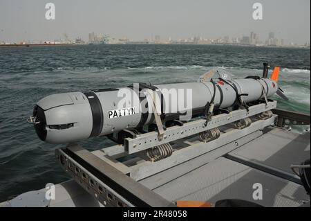 Unmanned Underwater Vehicle operations 130605 Stock Photo - Alamy