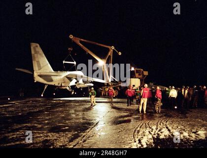 US Navy Aircraft mishap aboard ship with no injuries Stock Photo - Alamy