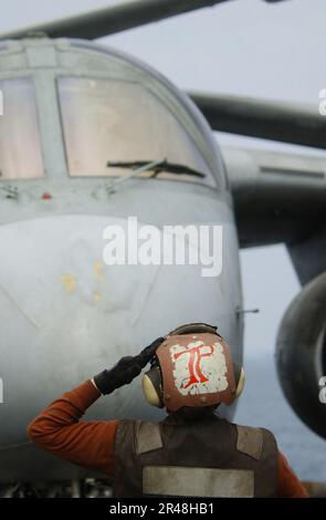 US Navy plane captain Stock Photo - Alamy