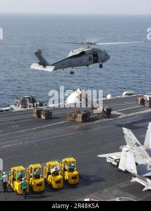 US Navy USS Stennis - vertrep Stock Photo - Alamy