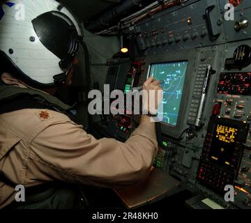 US Navy E-2C - combat mission Stock Photo - Alamy