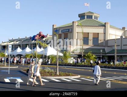 US Navy The new Navy Exchange at Pearl Harbor Stock Photo - Alamy