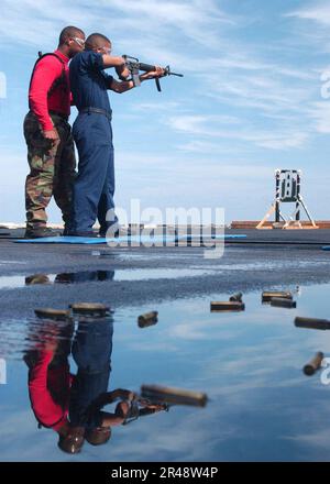 US Navy Aviation Maintenance Administration Stock Photo - Alamy