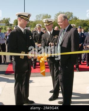 US Navy Mobile Inshore Undersea Warfare Unit One One Zero (MIUWU 110 ...
