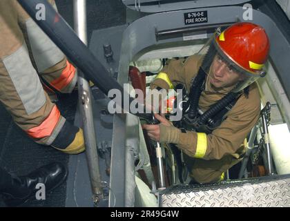 US Navy Mess Management Stock Photo - Alamy