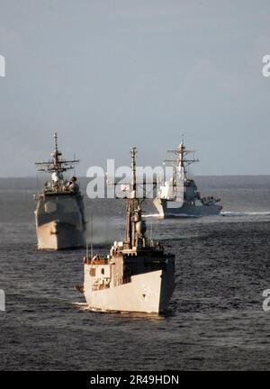 The guided-missile frigate USS Ford (FFG 54) returns to Naval Station ...