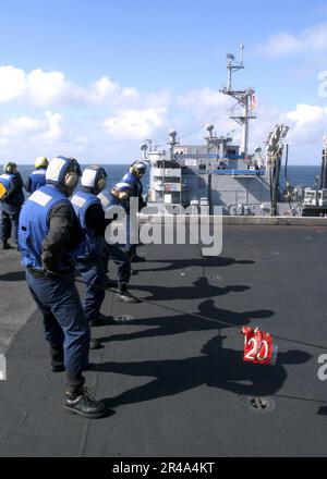 US Navy Boatswain's Mates assigned to the ship's Deck Department, 1st ...