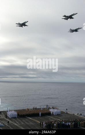 Missing Man Flyover formation Stock Photo - Alamy