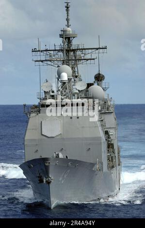 USS Vincennes (CG 49) and USS Kitty Hawk (CV 63) steam side-by-side ...