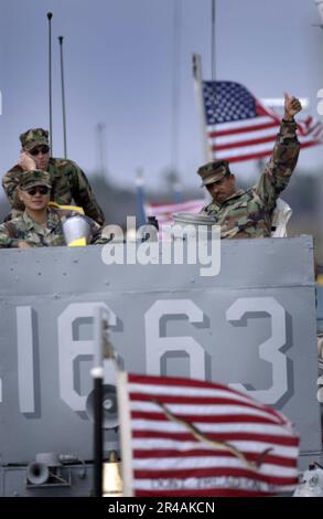 Landing Craft Unit (LCU) 1663, assigned to the USS Mesa Verde (LPD-19 ...