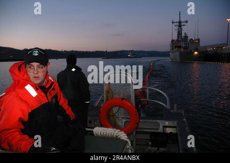 US Navy Engineman Stock Photo - Alamy