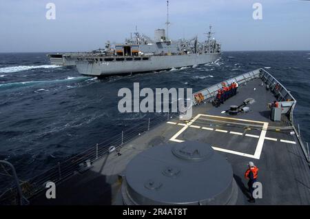 US Navy The crew of the frigate USS Estocin (FFG 15) departs the ship ...