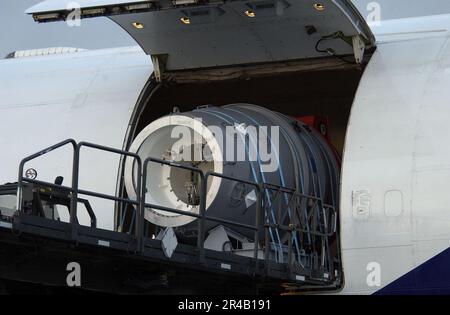 US Navy The Navy's Deep Submergence Unit Submarine Rescue Chamber (SRC ...